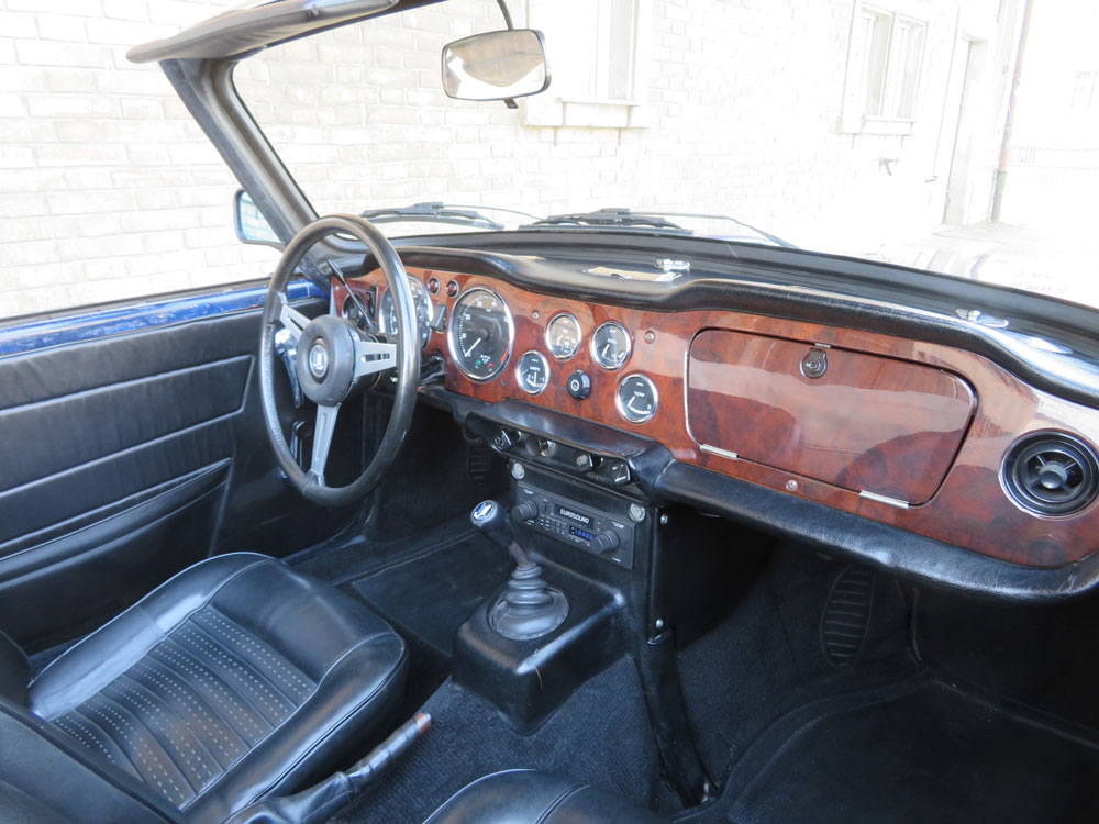 Touring Garage AG | Triumph TR6 PI Cabriolet 1971